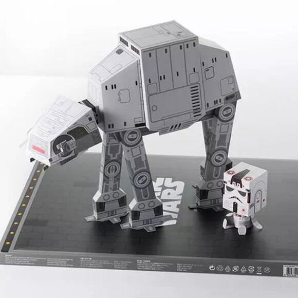 Star Wars | Toys | Star Wars Atat With Driver Momot Papercraft Figure ...
